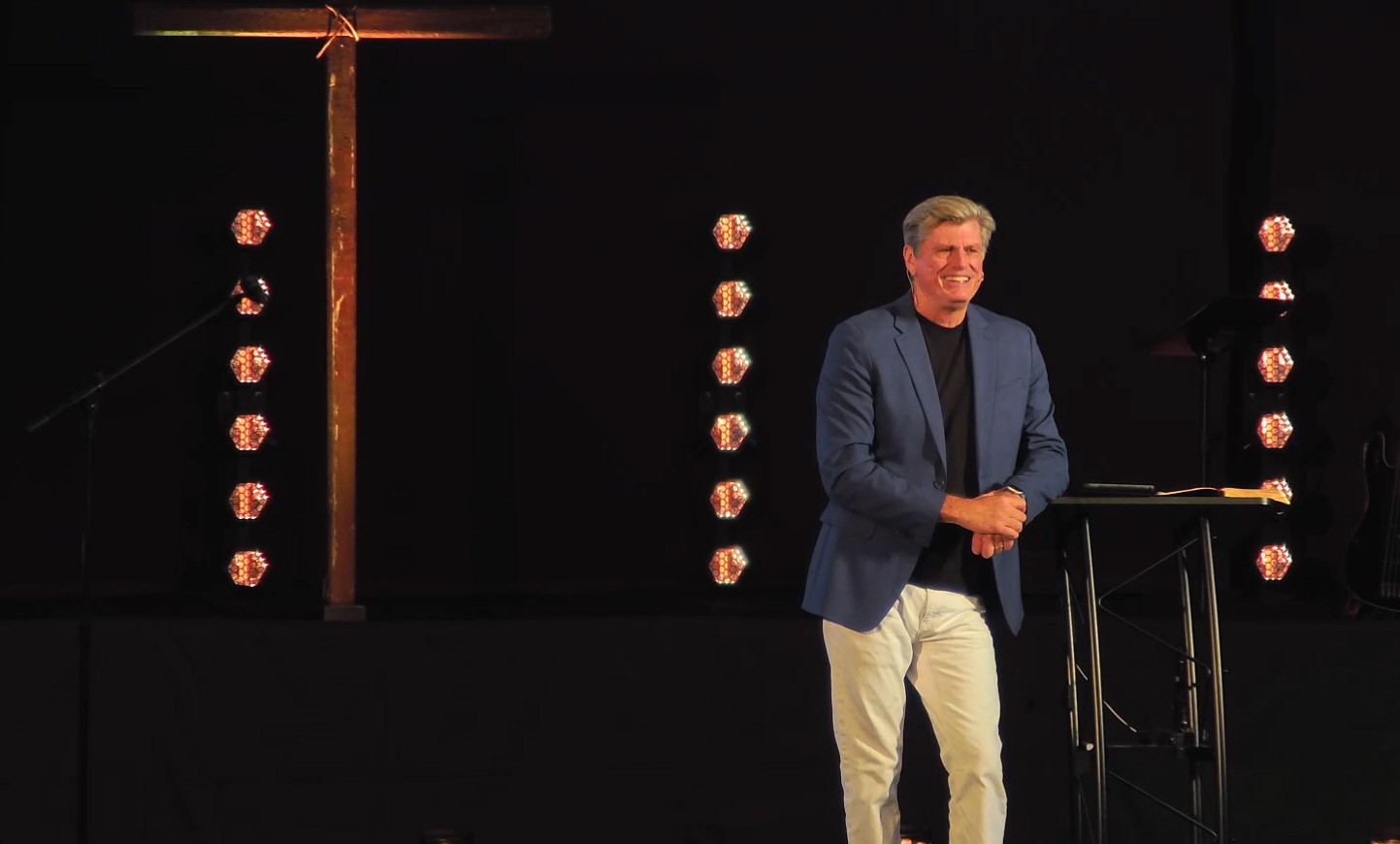 STANDING FIRM IN UNITY - PHILIPPIANS 4:1-3 - THE CROSS CHURCH