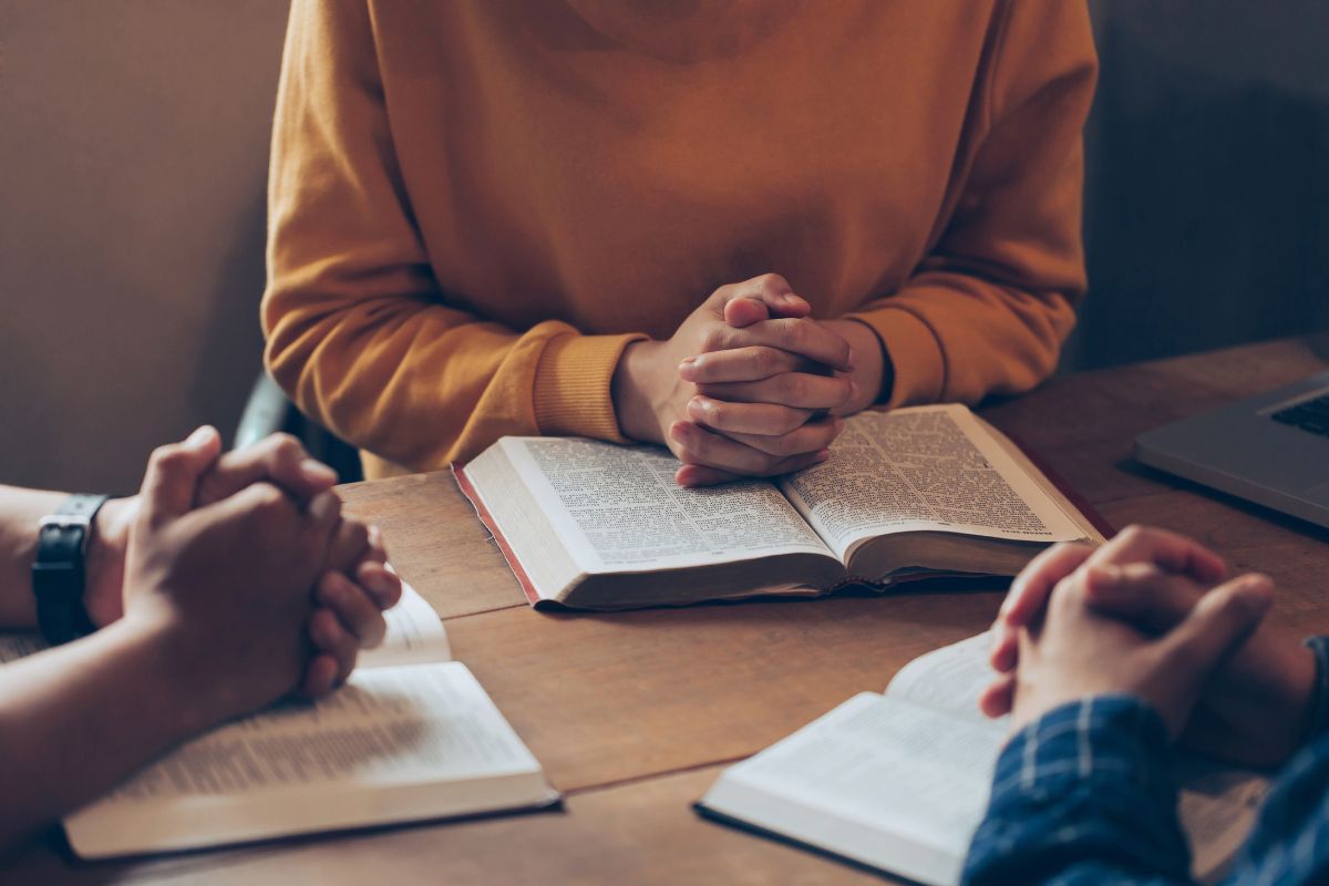 How to Read the Bible for All Its Worth - First Christian Church, Yuma