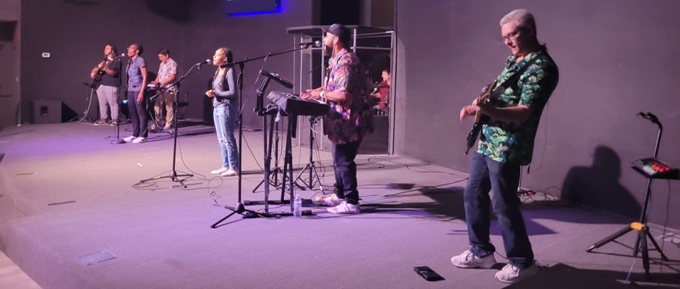 Plan a visit - Streams Church